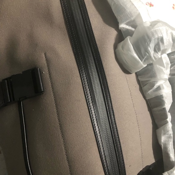 Uri Minkoff | Bags | Uri Minkoff Waverley Weekender Bag | Poshmark